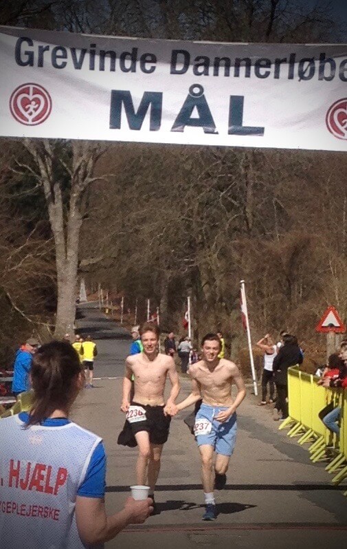 RUN4FUN i Danmarks smukkeste vintermørke skov – Baunehøj Efterskole